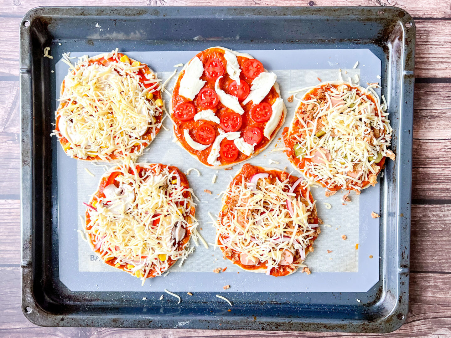 Vegetarische Mini-Pizzen einfach selbstgemacht